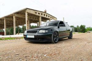 Melns Audi A3 1999 Panevēža, ar dzinēja tilpumu 1.78 L un nobraukumu 240 tūkst. km par 3400 €, foto  vietnē AUTOMOTO.COM.LV
