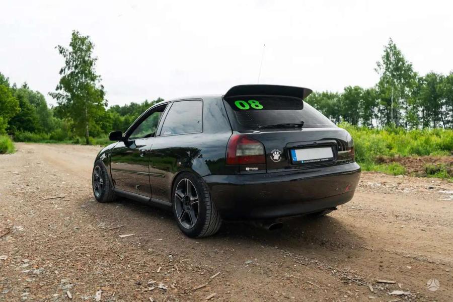 Black Audi A3 1999 in Panevezys, with an engine capacity of 1.78 L and mileage of 240 thousand km for 3400 €, photo 10 on AUTOMOTO.COM.LV