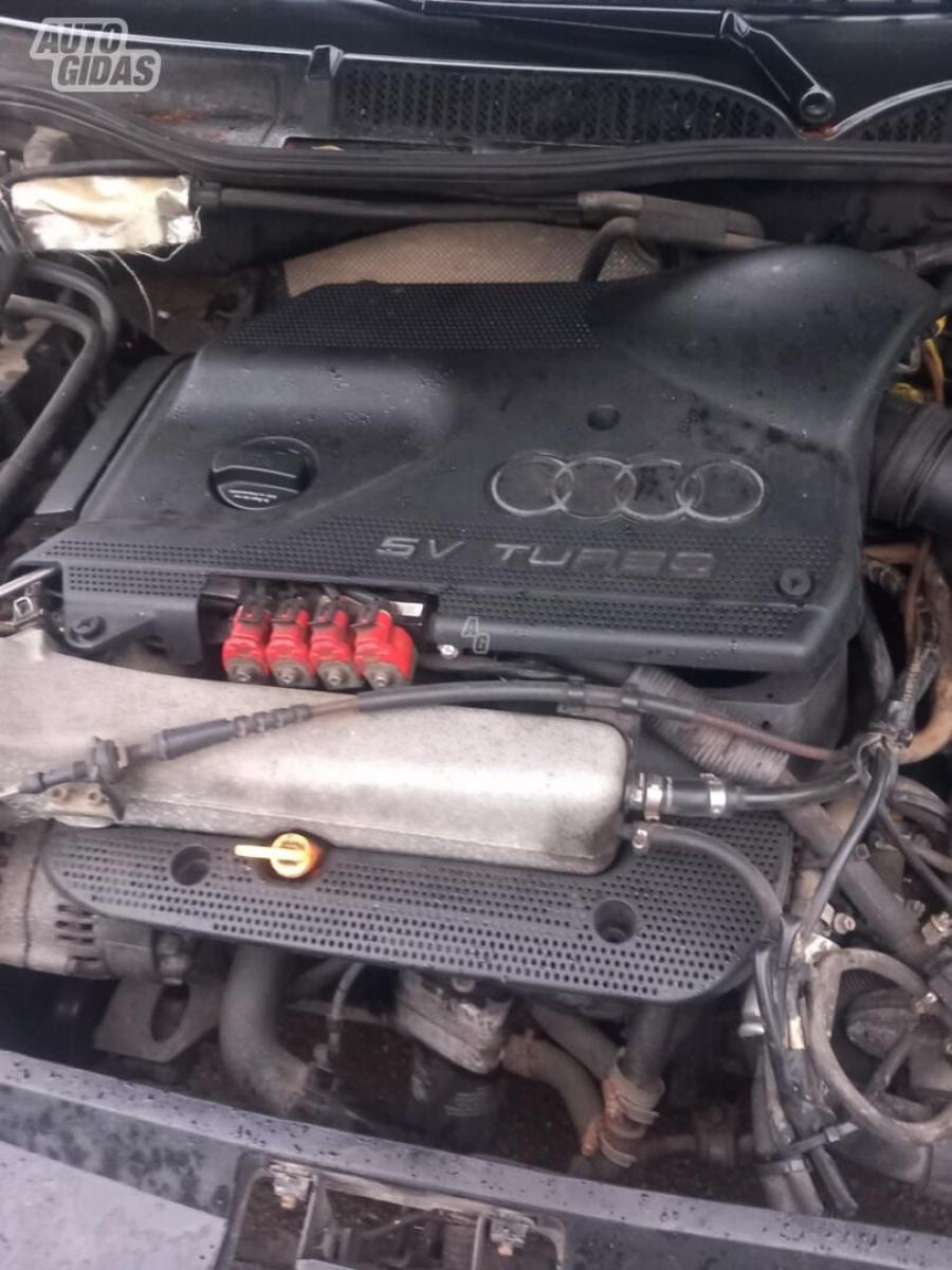 Melns Audi A3 1999 Naujoji Akmenė, ar dzinēja tilpumu 1.80 L un nobraukumu 300 tūkst. km par 750 €, foto 9 vietnē AUTOMOTO.COM.LV