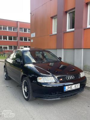 Melns Audi A3 1999 Klaipėda, ar dzinēja tilpumu 1.90 L un nobraukumu 341 tūkst. km par 1300 €, foto 4 vietnē AUTOMOTO.COM.LV