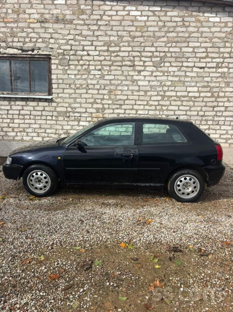 Черный Ауди А3 1999 в Лиепая, объемом двигателя 1.60 л и пробегом 300 тыс. км за 400 €, фото 3 на AUTOMOTO.COM.LV