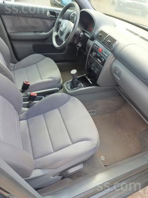 Melns Audi A3 2000 Valmiera, ar dzinēja tilpumu 1.60 L un nobraukumu 212 tūkst. km par 1250 €, foto 11 vietnē AUTOMOTO.COM.LV