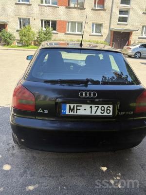 Black Audi A3 2000 in Riga, with an engine capacity of 1.90 L and mileage of 305 thousand km for 1600 €, photo 3 on AUTOMOTO.COM.LV