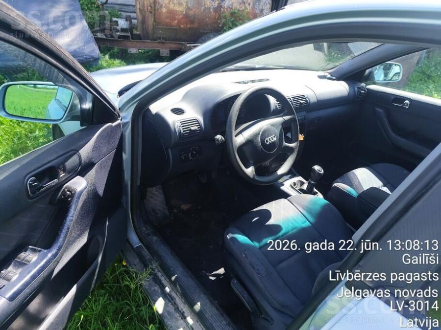Melns Audi A3 2000 Jelgava, ar dzinēja tilpumu 1.90 L un nobraukumu 300 tūkst. km par 300 €, foto 5 vietnē AUTOMOTO.COM.LV