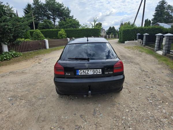 Black Audi A3 2000 in Prienai, with an engine capacity of 1.90 L and mileage of 390 thousand km for 850 €, photo 9 on AUTOMOTO.COM.LV