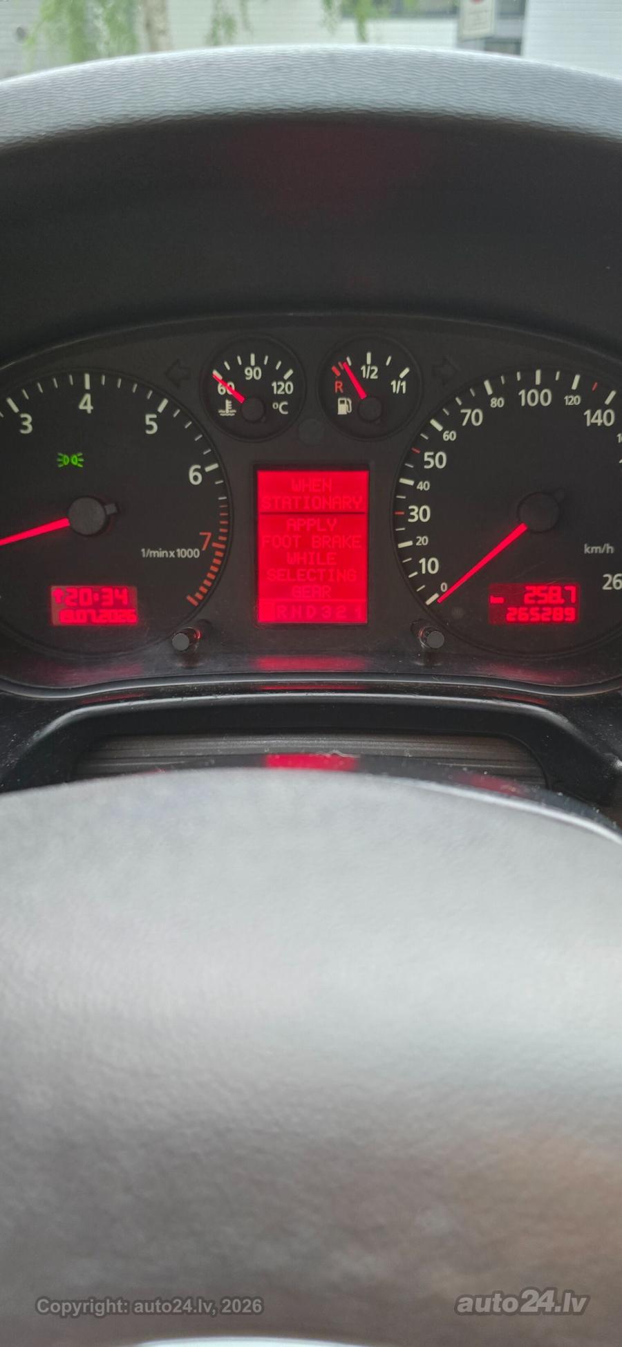 Black Audi A3 2000 in Tallinn, with an engine capacity of 1.80 L and mileage of 265 thousand km for 1450 €, photo 10 on AUTOMOTO.COM.LV