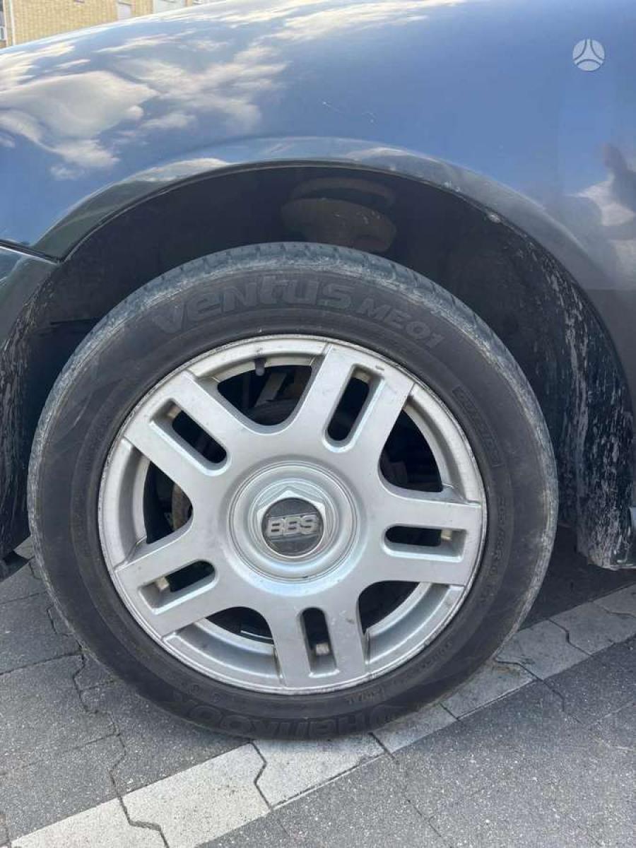 Black Audi A3 2000 in Vilnius, with an engine capacity of 1.60 L and mileage of 360 thousand km for 850 €, photo 13 on AUTOMOTO.COM.LV