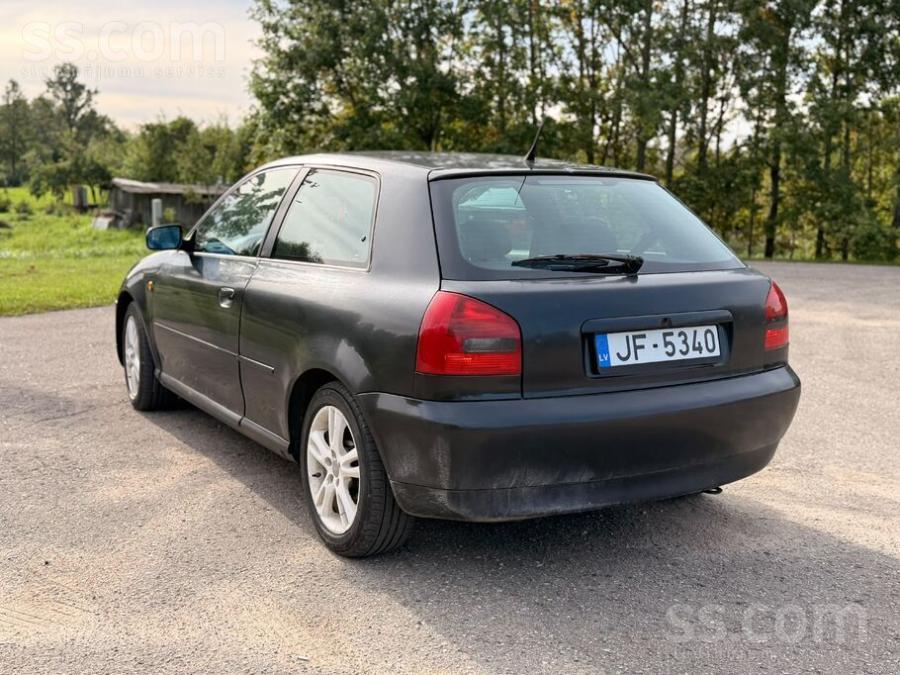 Black Audi A3 2000 in Cesis, with an engine capacity of 1.90 L and mileage of 316 thousand km for 2000 €, photo 5 on AUTOMOTO.COM.LV