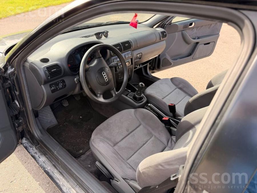 Black Audi A3 2000 in Cesis, with an engine capacity of 1.90 L and mileage of 316 thousand km for 2000 €, photo 9 on AUTOMOTO.COM.LV