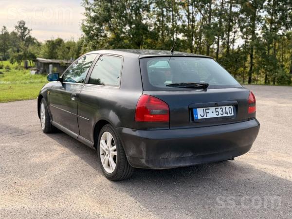 Черный Ауди А3 2000 в Цесис, объемом двигателя 1.90 л и пробегом 316 тыс. км за 2000 €, фото 5 на AUTOMOTO.COM.LV