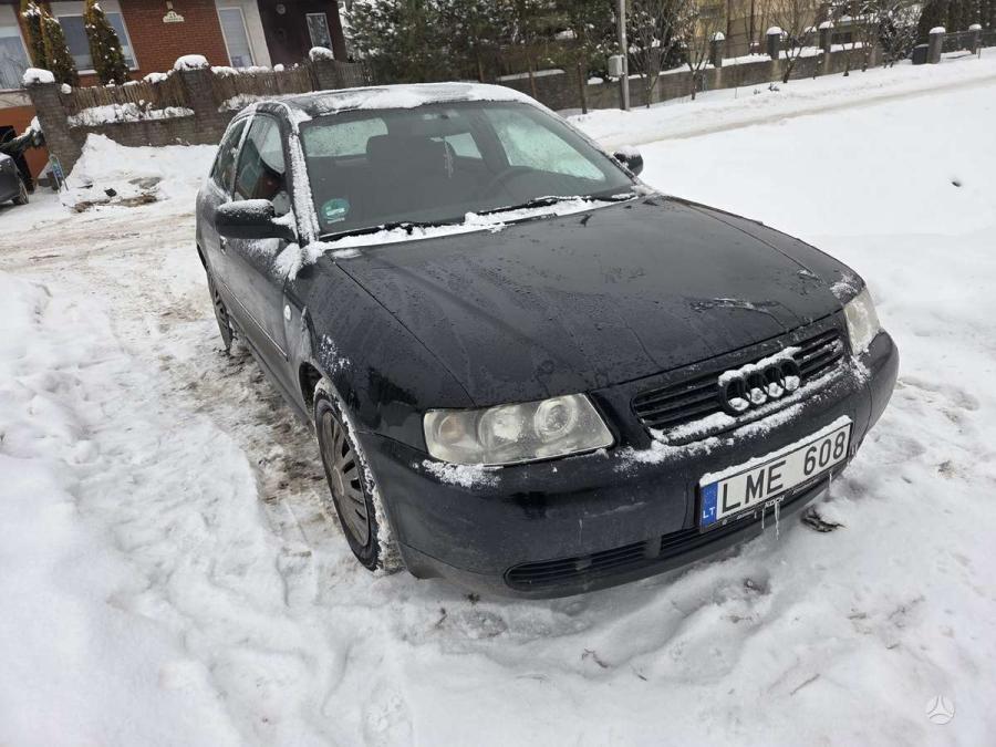 Black Audi A3 2001 in Vilnius, with an engine capacity of 1.60 L and mileage of 198 thousand km for 999 €, photo 1 on AUTOMOTO.COM.LV