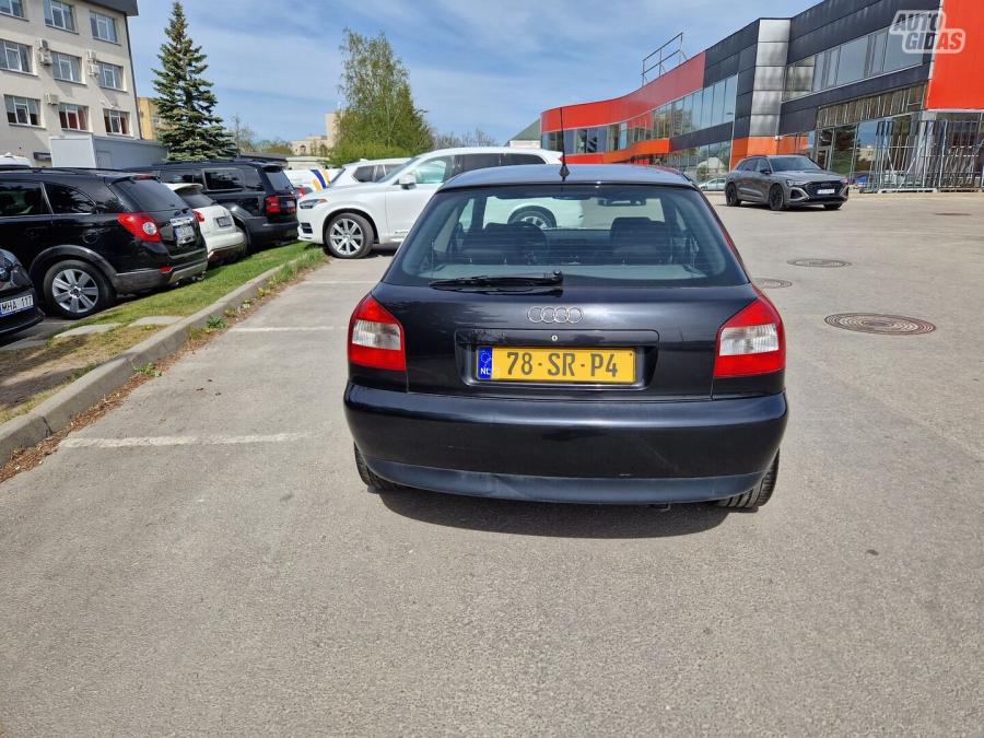Черный Ауди А3 2001 в Шяуляй, объемом двигателя 1.90 л и пробегом 430 тыс. км за 1300 €, фото 13 на AUTOMOTO.COM.LV