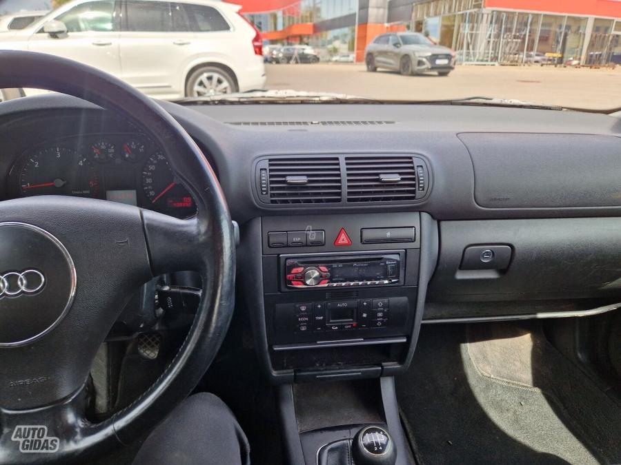 Черный Ауди А3 2001 в Шяуляй, объемом двигателя 1.90 л и пробегом 430 тыс. км за 1300 €, фото 18 на AUTOMOTO.COM.LV