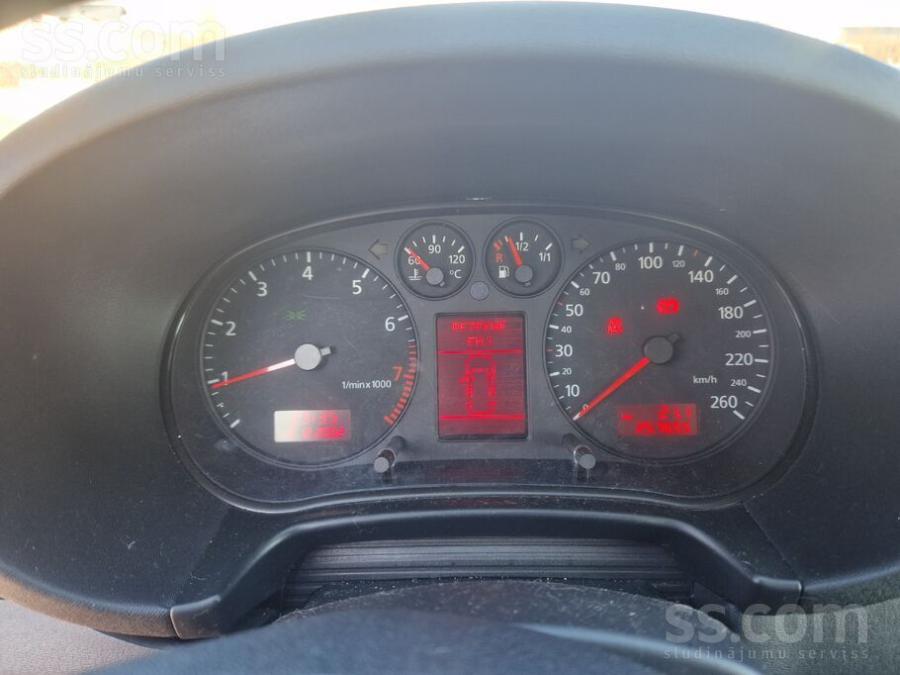 Черный Ауди А3 2001 в Резекне, объемом двигателя 1.60 л и пробегом 258 тыс. км за 1550 €, фото 6 на AUTOMOTO.COM.LV