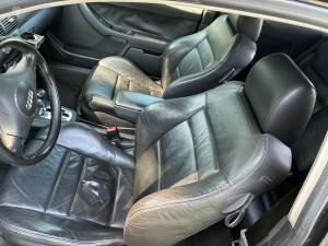 Black Audi A3 2001 in Vilnius, with an engine capacity of 1.78 L and mileage of 375 thousand km for 1400 €, photo 10 on AUTOMOTO.COM.LV