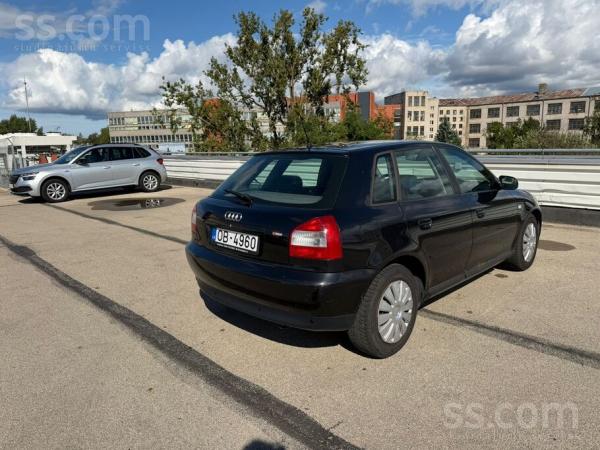 Черный Ауди А3 2001 в Рига, объемом двигателя 1.60 л и пробегом 330 тыс. км за 950 €, фото 3 на AUTOMOTO.COM.LV