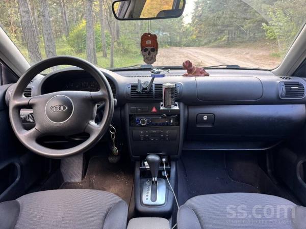 Черный Ауди А3 2001 в Рига, объемом двигателя 1.60 л и пробегом 326 тыс. км за 1500 €, фото 7 на AUTOMOTO.COM.LV