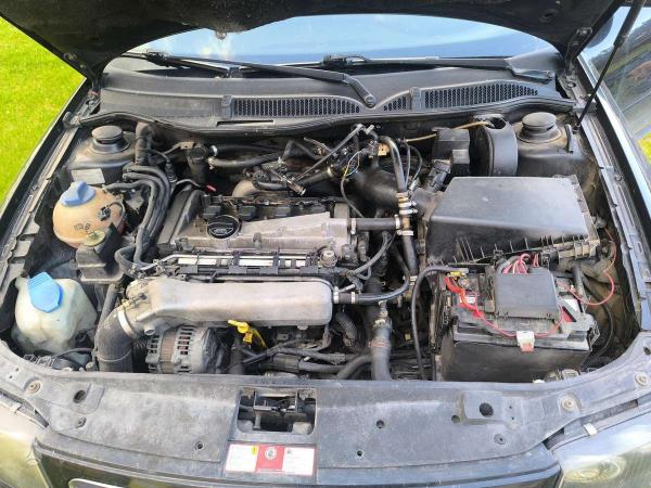 Melns Audi A3 2002 Utena, ar dzinēja tilpumu 1.78 L un nobraukumu 392 tūkst. km par 600 €, foto 3 vietnē AUTOMOTO.COM.LV