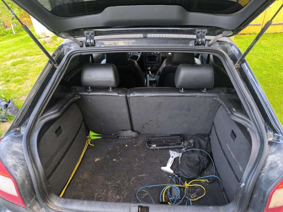 Melns Audi A3 2002 Utena, ar dzinēja tilpumu 1.78 L un nobraukumu 392 tūkst. km par 600 €, foto 6 vietnē AUTOMOTO.COM.LV