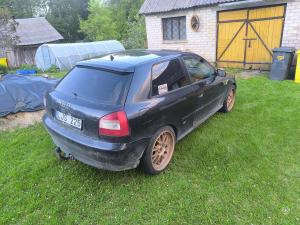Melns Audi A3 2002 Utena, ar dzinēja tilpumu 1.78 L un nobraukumu 392 tūkst. km par 600 €, foto 11 vietnē AUTOMOTO.COM.LV