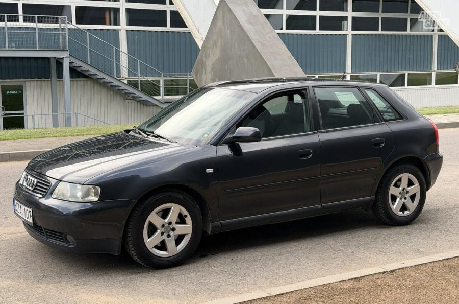 Black Audi A3 2002 in Vilnius, with an engine capacity of 1.80 L and mileage of 287 thousand km for 1490 €, photo 3 on AUTOMOTO.COM.LV