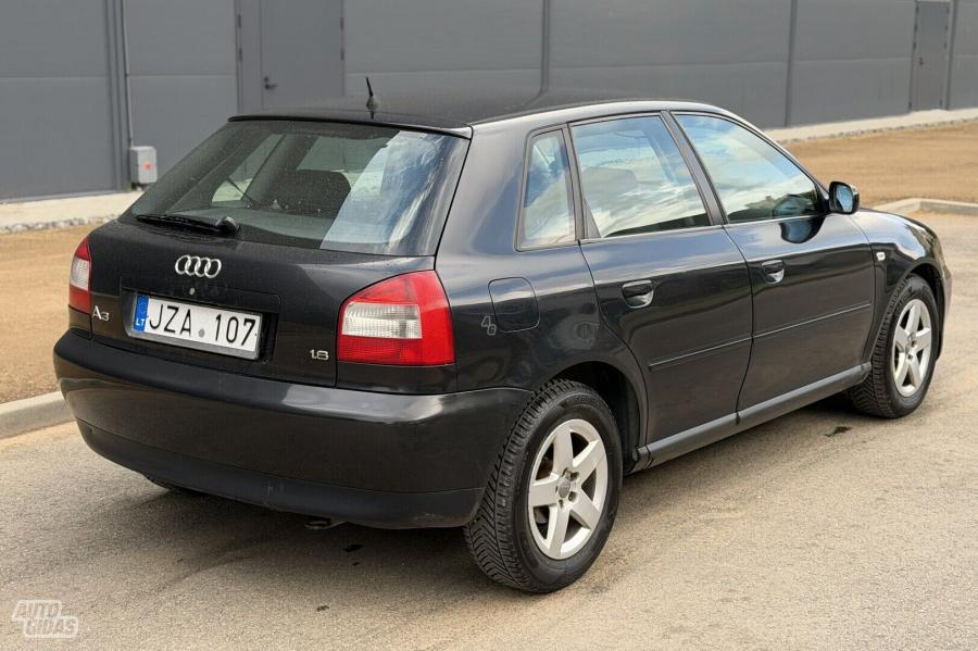 Black Audi A3 2002 in Vilnius, with an engine capacity of 1.80 L and mileage of 287 thousand km for 1490 €, photo 5 on AUTOMOTO.COM.LV