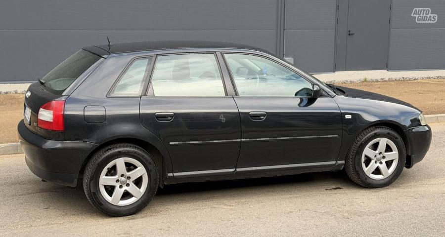 Black Audi A3 2002 in Vilnius, with an engine capacity of 1.80 L and mileage of 287 thousand km for 1490 €, photo 6 on AUTOMOTO.COM.LV
