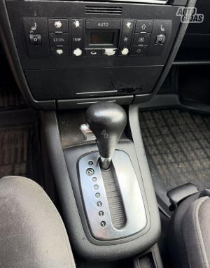Black Audi A3 2002 in Vilnius, with an engine capacity of 1.80 L and mileage of 287 thousand km for 1490 €, photo 13 on AUTOMOTO.COM.LV