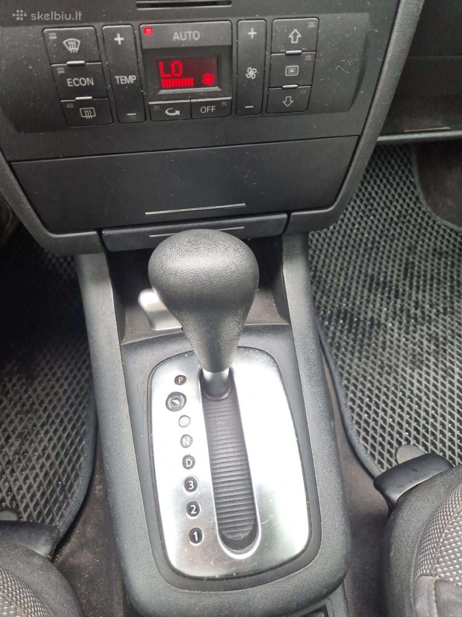Black Audi A3 2002 in Vilnius, with an engine capacity of 1.60 L and mileage of 205 thousand km for 1350 €, photo 22 on AUTOMOTO.COM.LV