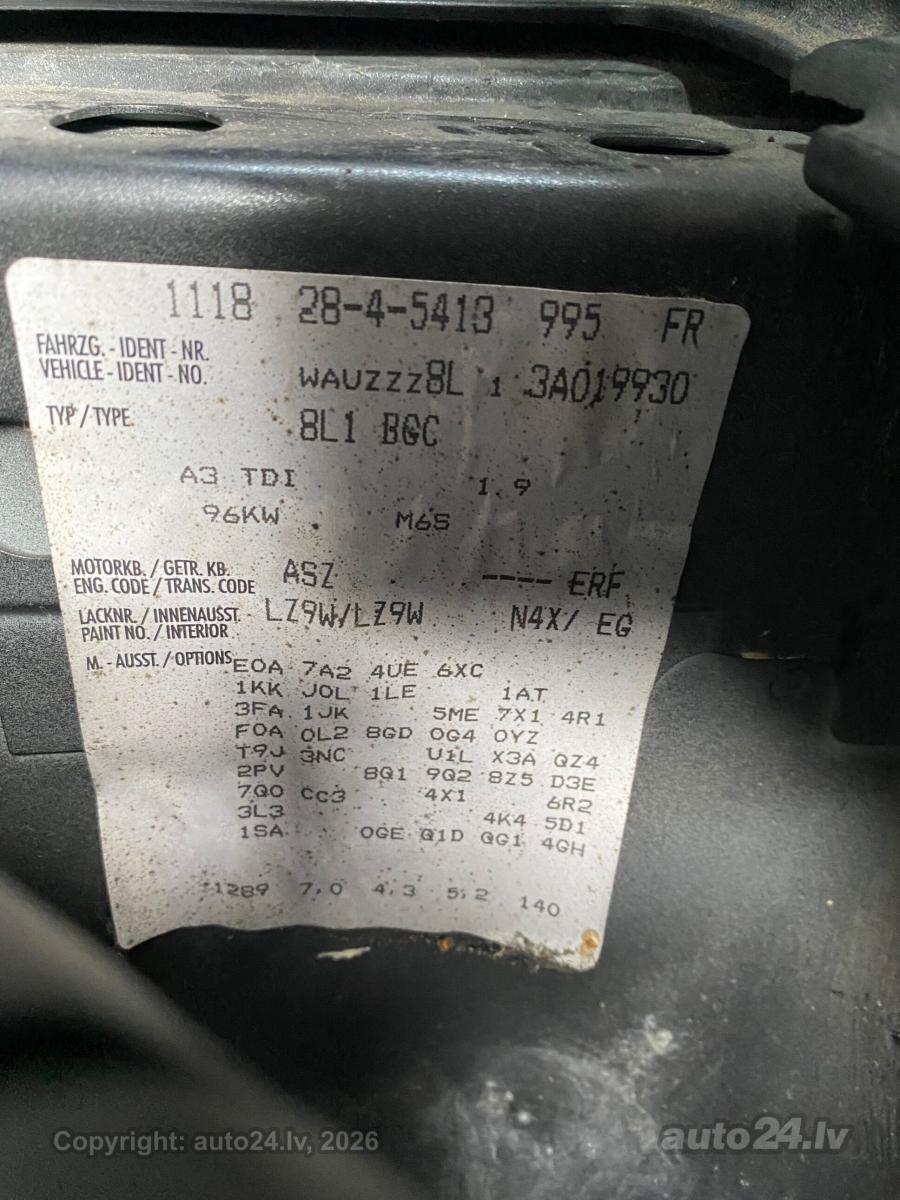 Melns Audi A3 2002 Tallina, ar dzinēja tilpumu 1.90 L un nobraukumu 323 tūkst. km par 3200 €, foto 12 vietnē AUTOMOTO.COM.LV
