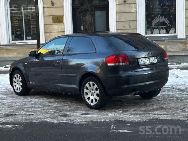 Melns Audi A3 2003 Cēsis, ar dzinēja tilpumu 2.00 L un nobraukumu 476 tūkst. km par 2290 €, foto 3 vietnē AUTOMOTO.COM.LV