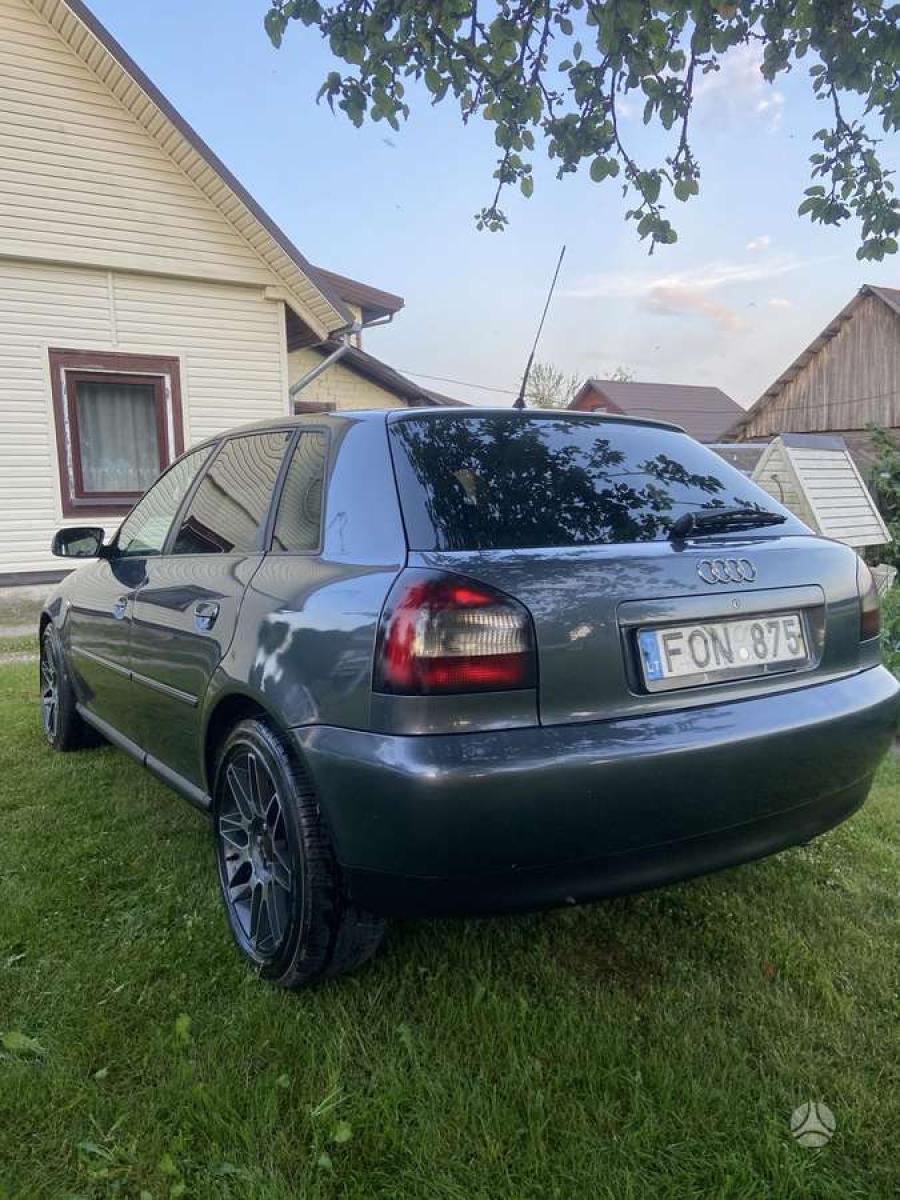 Black Audi A3 2003 in Vilnius, with an engine capacity of 1.90 L and mileage of 297 thousand km for 2500 €, photo 3 on AUTOMOTO.COM.LV