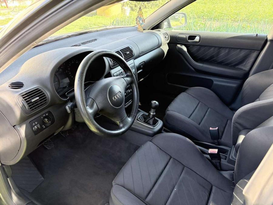 Black Audi A3 2003 in Vilnius, with an engine capacity of 1.90 L and mileage of 297 thousand km for 2500 €, photo 12 on AUTOMOTO.COM.LV