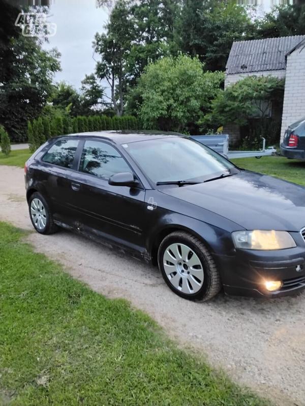 Black Audi A3 2003 in Utena, with an engine capacity of 2.00 L and mileage of 350 thousand km for 430 €, photo 5 on AUTOMOTO.COM.LV
