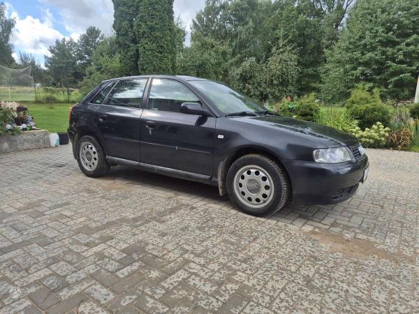 Audi A3 2003 Viļņa vietnē Melns Audi A3 2003 Viļņa, ar dzinēja tilpumu 1.60 L un nobraukumu 200 tūkst. km par 1300 €, foto 6 vietnē AUTOMOTO.COM.LV