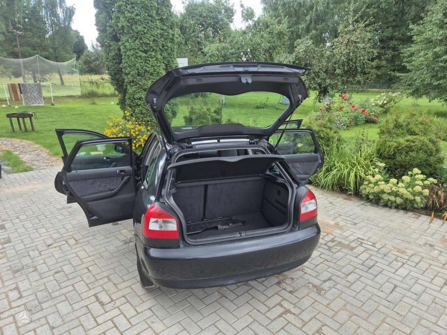 Melns Audi A3 2003 Viļņa, ar dzinēja tilpumu 1.60 L un nobraukumu 200 tūkst. km par 1300 €, foto 13 vietnē AUTOMOTO.COM.LV