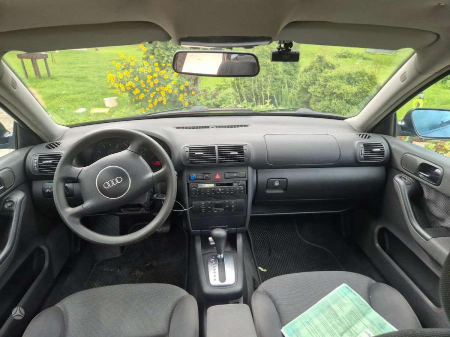 Melns Audi A3 2003 Viļņa, ar dzinēja tilpumu 1.60 L un nobraukumu 200 tūkst. km par 1300 €, foto 15 vietnē AUTOMOTO.COM.LV