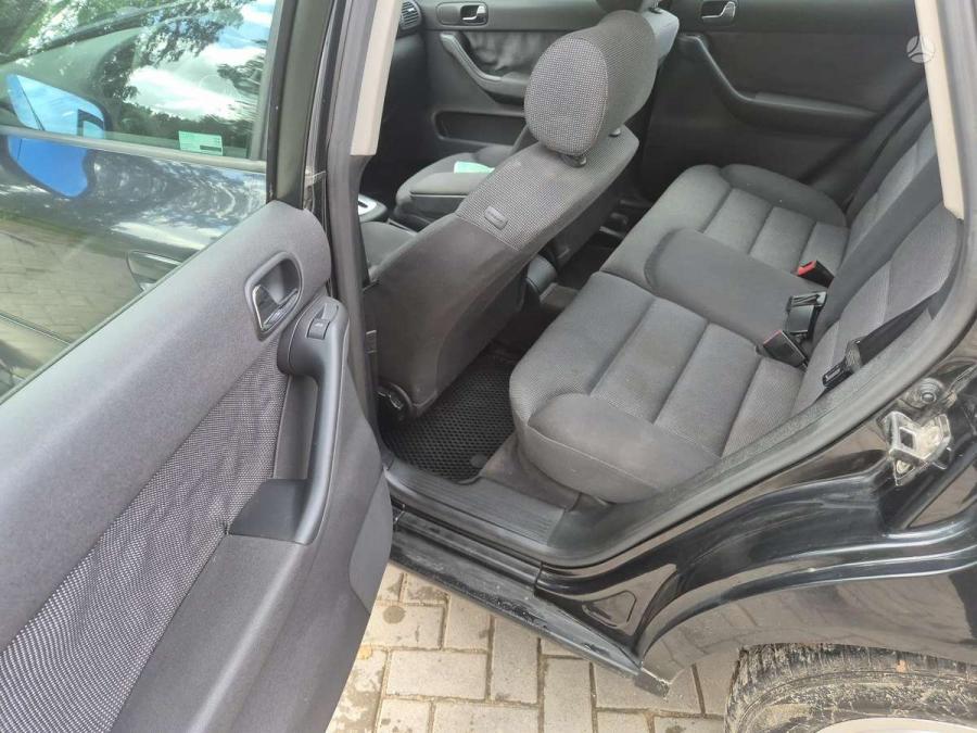 Melns Audi A3 2003 Viļņa, ar dzinēja tilpumu 1.60 L un nobraukumu 200 tūkst. km par 1300 €, foto 18 vietnē AUTOMOTO.COM.LV