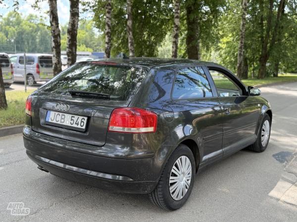 Black Audi A3 2003 in Panevezys, with an engine capacity of 2.00 L and mileage of 350 thousand km for 950 €, photo 5 on AUTOMOTO.COM.LV
