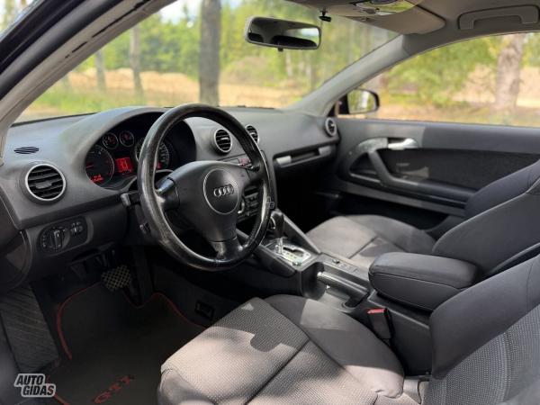 Black Audi A3 2003 in Panevezys, with an engine capacity of 2.00 L and mileage of 350 thousand km for 950 €, photo 8 on AUTOMOTO.COM.LV