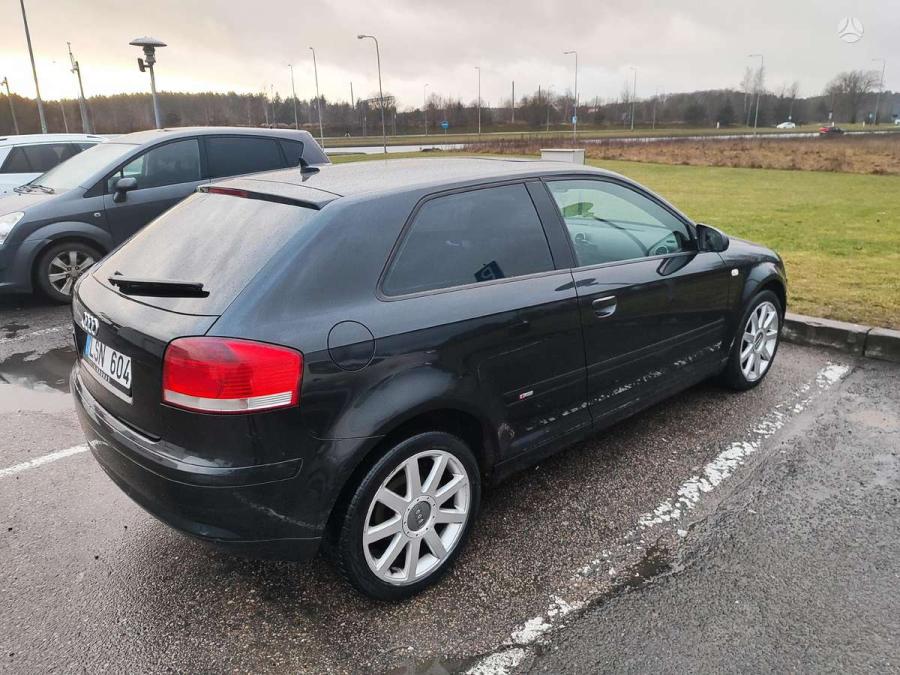 Melns Audi A3 2004 Viļņa, ar dzinēja tilpumu 1.97 L un nobraukumu 357 tūkst. km par 1800 €, foto 2 vietnē AUTOMOTO.COM.LV