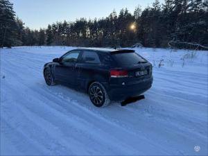 Black Audi A3 2004 in Vilnius, with an engine capacity of 2.00 L and mileage of 300 thousand km for 1950 €, photo 4 on AUTOMOTO.COM.LV