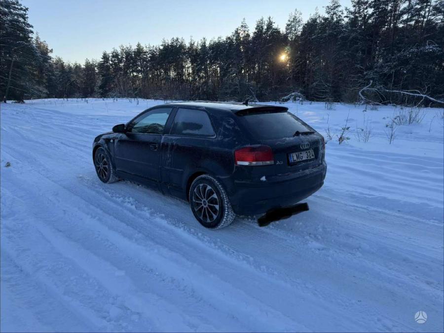 Black Audi A3 2004 in Vilnius, with an engine capacity of 2.00 L and mileage of 300 thousand km for 1950 €, photo 4 on AUTOMOTO.COM.LV