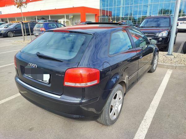 Black Audi A3 2004 in Kaunas, with an engine capacity of 2.00 L and mileage of 277 thousand km for 2350 €, photo 3 on AUTOMOTO.COM.LV