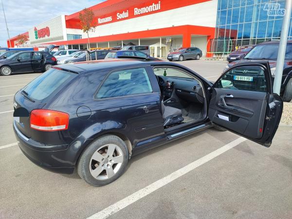 Black Audi A3 2004 in Kaunas, with an engine capacity of 2.00 L and mileage of 277 thousand km for 2350 €, photo 4 on AUTOMOTO.COM.LV