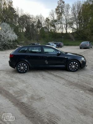 Black Audi A3 2004 in Kaunas, with an engine capacity of 2.00 L and mileage of 364 thousand km for 2200 €, photo 5 on AUTOMOTO.COM.LV