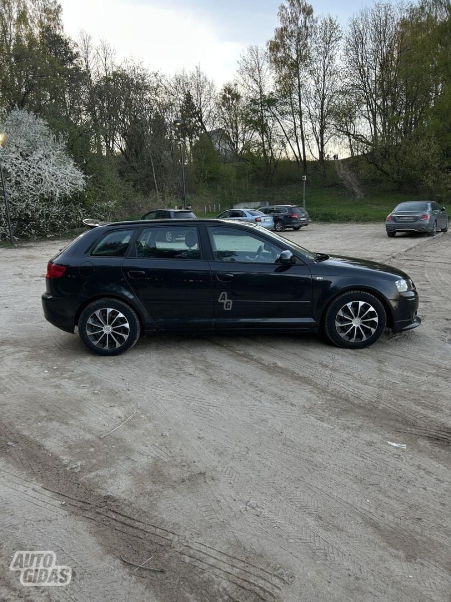 Black Audi A3 2004 in Kaunas, with an engine capacity of 2.00 L and mileage of 364 thousand km for 2200 €, photo 5 on AUTOMOTO.COM.LV