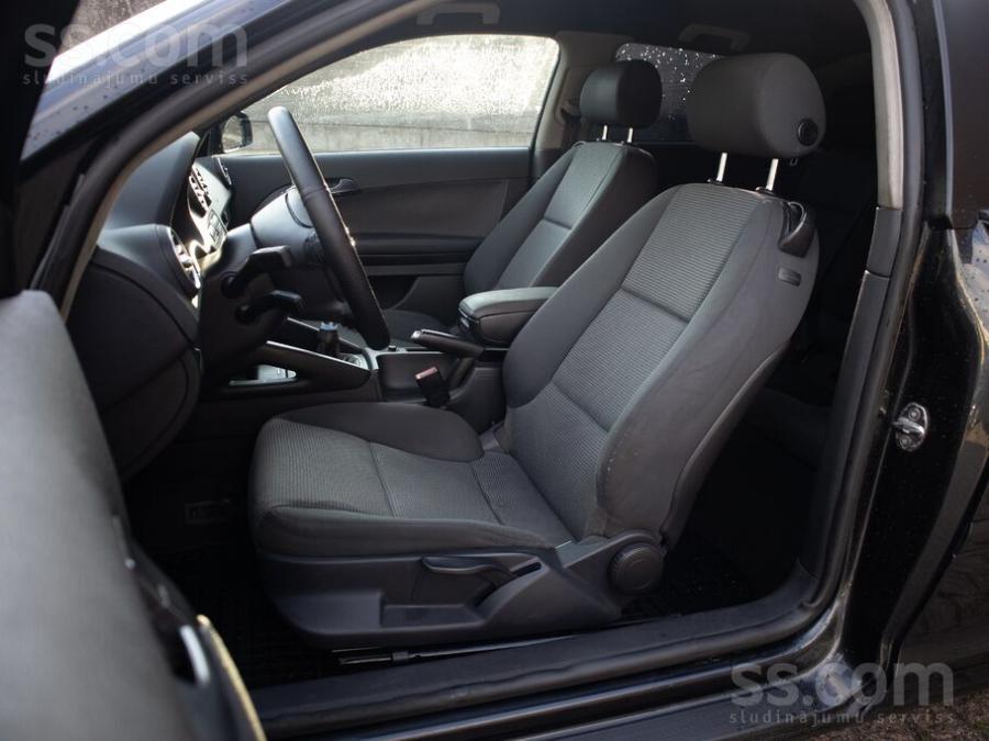 Black Audi A3 2004 in Liepaja, with an engine capacity of 1.90 L and mileage of 394 thousand km for 1900 €, photo 15 on AUTOMOTO.COM.LV