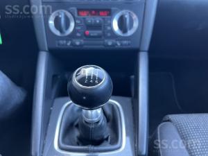 Melns Audi A3 2004 Liepāja, ar dzinēja tilpumu 1.90 L un nobraukumu 335 tūkst. km par 2150 €, foto 13 vietnē AUTOMOTO.COM.LV