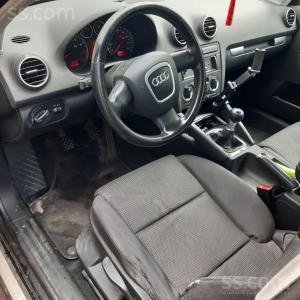 Melns Audi A3 2004 Rīga, ar dzinēja tilpumu 1.60 L un nobraukumu 207 tūkst. km par 1200 €, foto 5 vietnē AUTOMOTO.COM.LV